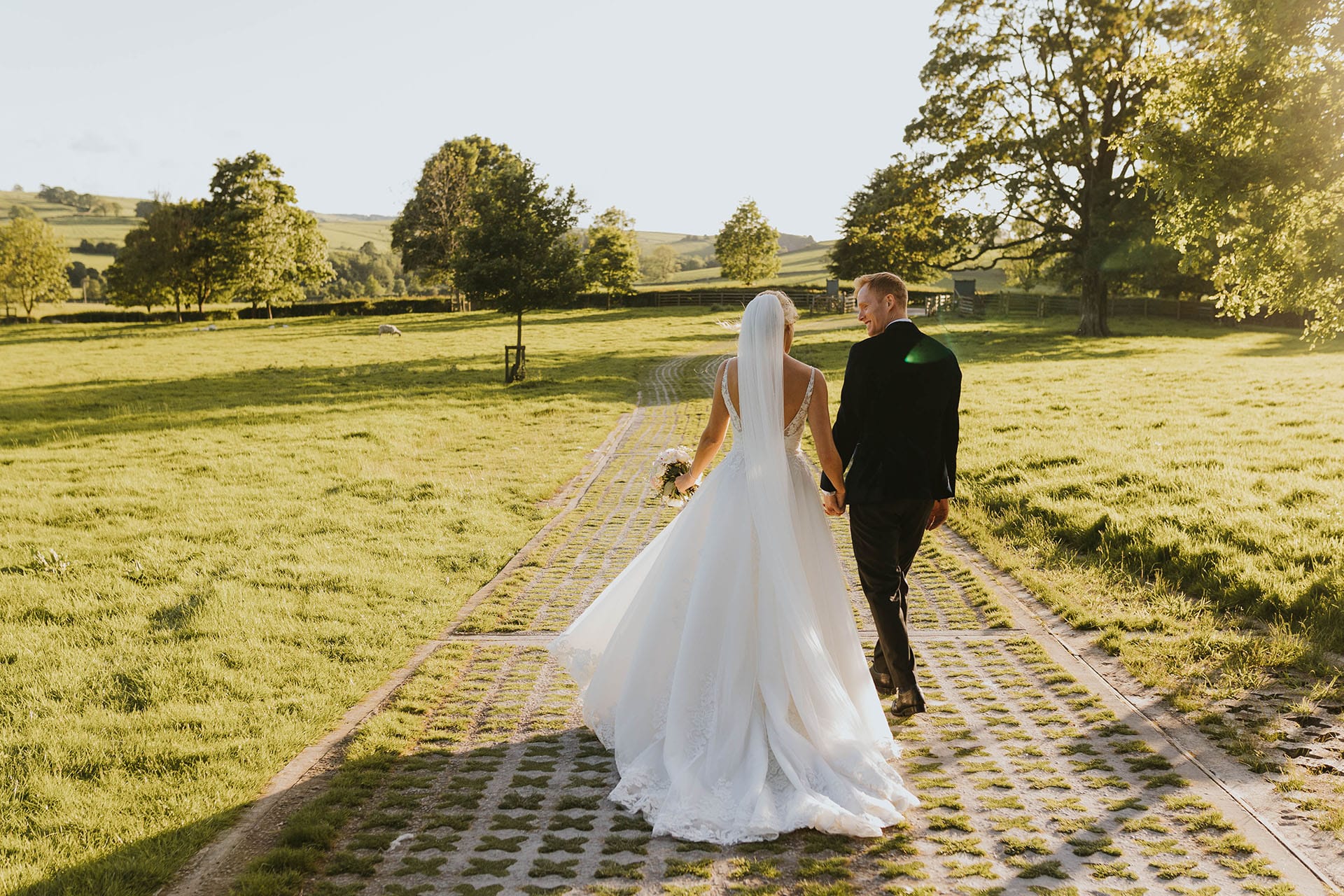 Barn Wedding Venue Yorkshire The Tithe Barn By Cripps And Co